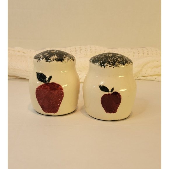 Unknonw | Dining | Vintage Hand Painted Apple Stoneware Salt Pepper ...